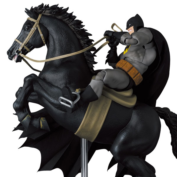 [MAFEX] No.205 배트맨&말(다크나이트 리턴즈) [4530956472058] - 건담붐